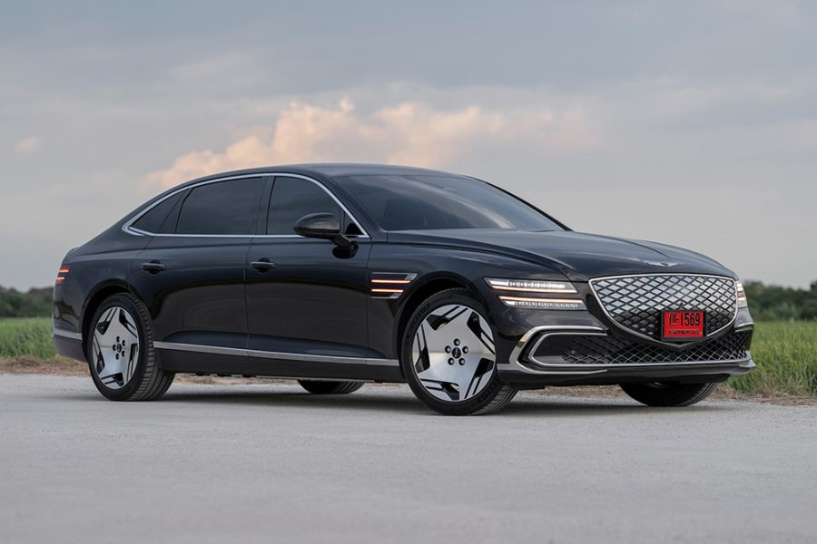 ภาพคันจริง Genesis ELECTRIFIED G80 | EV ซีดานหรู แบต 94.5 kWh วิ่งไกล 570 km. (WLTP) - HeadLight ...