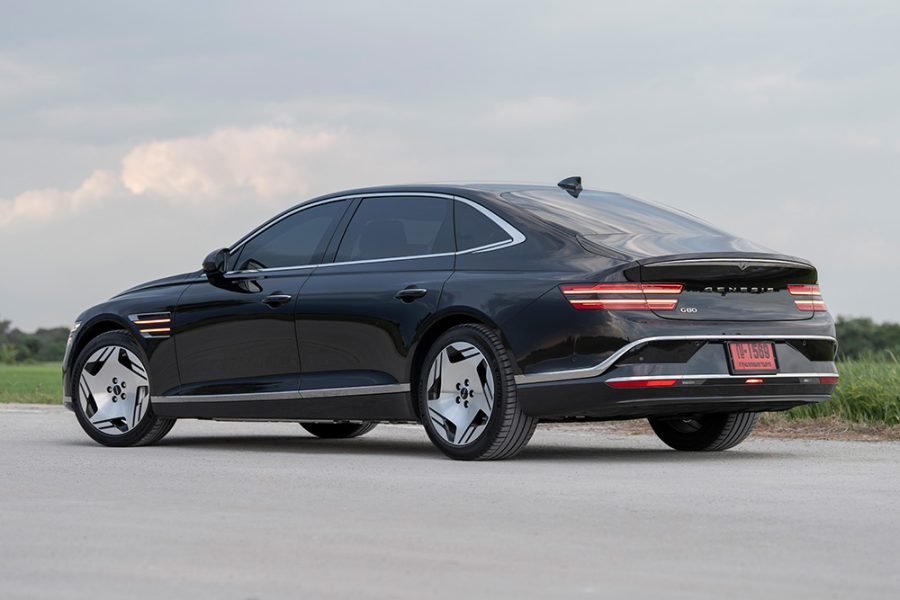 ภาพคันจริง Genesis ELECTRIFIED G80 | EV ซีดานหรู แบต 94.5 kWh วิ่งไกล 570 km. (WLTP) - HeadLight ...