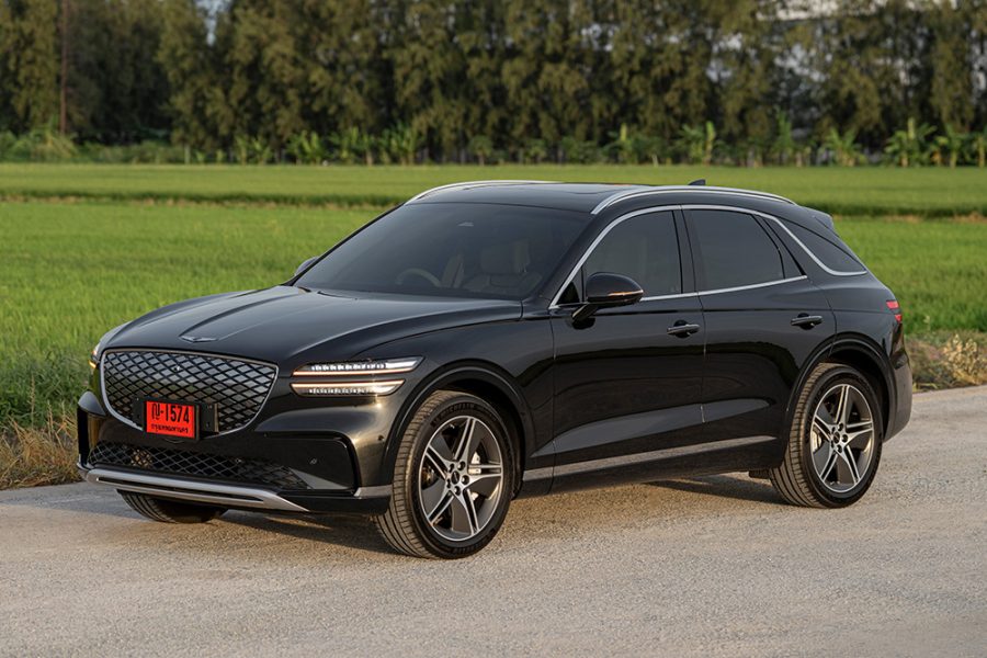 ภาพคันจริง Genesis ELECTRIFIED GV70 | แบตเตอรี่ 84 kWh วิ่งไกล 462 km. (WLTP) - HeadLight Magazine