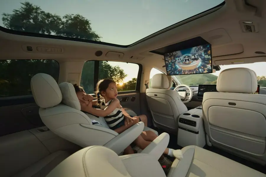 Li Auto I8 ครอสโอเวอร์ EV 6 ที่นั่ง ลูกผสม MPV แรงสุด 536 แรงม้า วิ่งได้ไกล 720 กม. - HeadLight ...