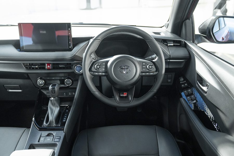 ราคาอย่างเป็นทางการ + เทียบสเป็ค Toyota Yaris ATIV HEV : 719,000 ...