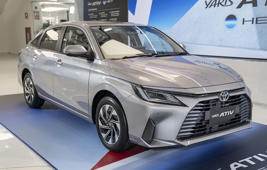 ราคาอย่างเป็นทางการ + เทียบสเป็ค Toyota Yaris ATIV HEV : 719,000 ...