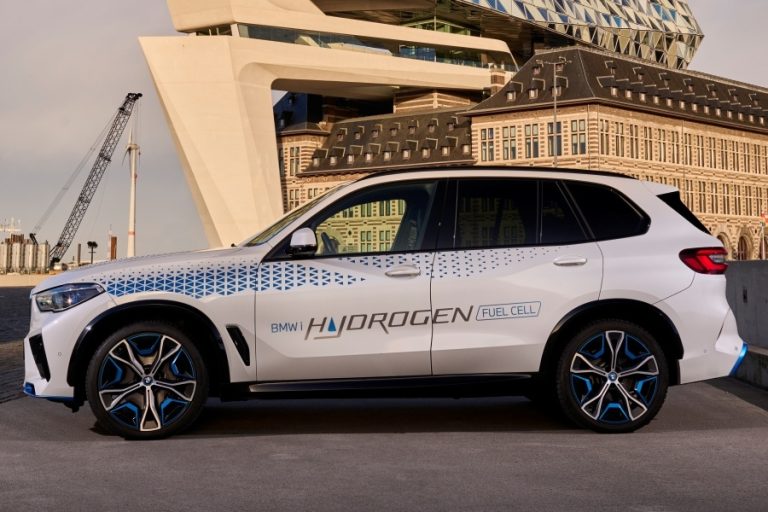 BMW X5 เจเนอเรชันใหม่ ยืนยันทางเลือกเครื่องยนต์ 5 แบบ พร้อมเปิดตัว ...