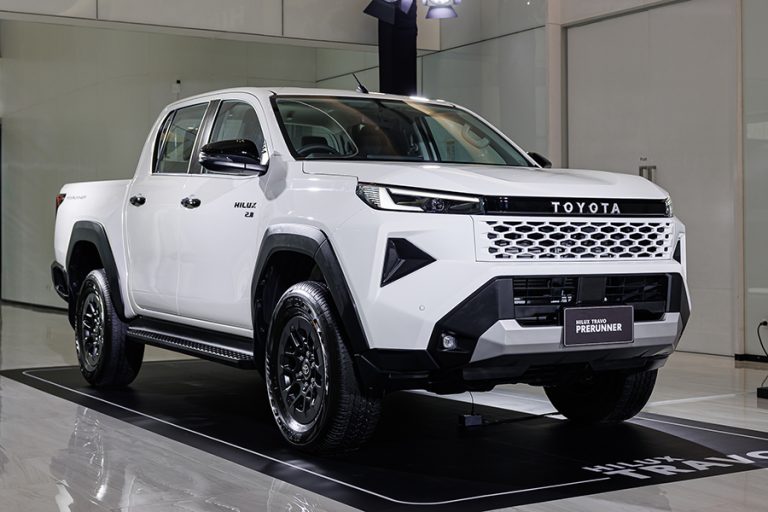 สรุปข้อมูล NEW Toyota Hilux TRAVO เปิดตัวครั้งแรกในโลกที่ไทย ปรับใหญ่ ...