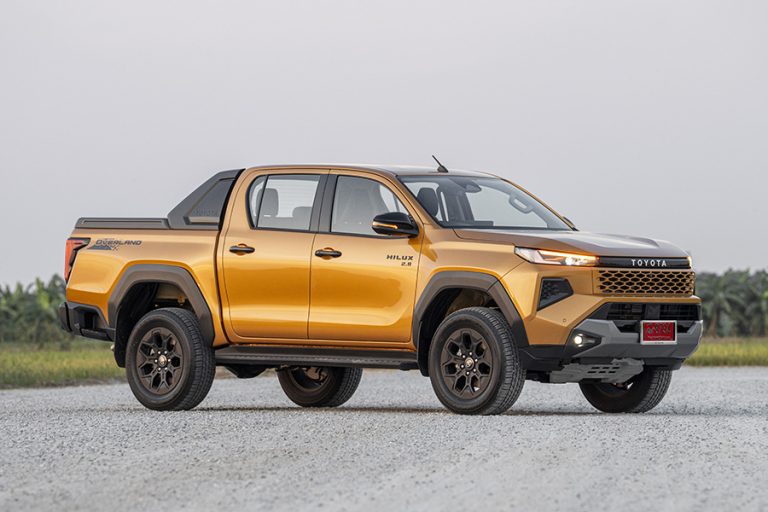 ภาพคันจริง Toyota Hilux TRAVO OVERLAND Plus 2.8 6AT 4TREX | รุ่นใหม่ลง ...