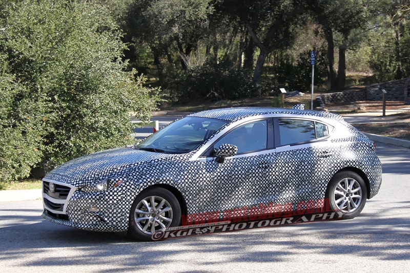 แอบถ่าย Mazda 3 โฉมต่อไป - HeadLight Magazine