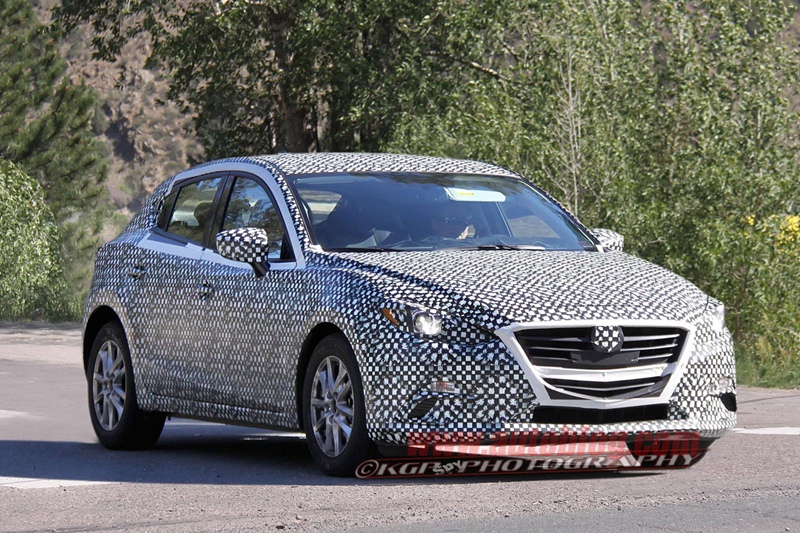 แอบถ่าย Mazda 3 โฉมต่อไป - HeadLight Magazine